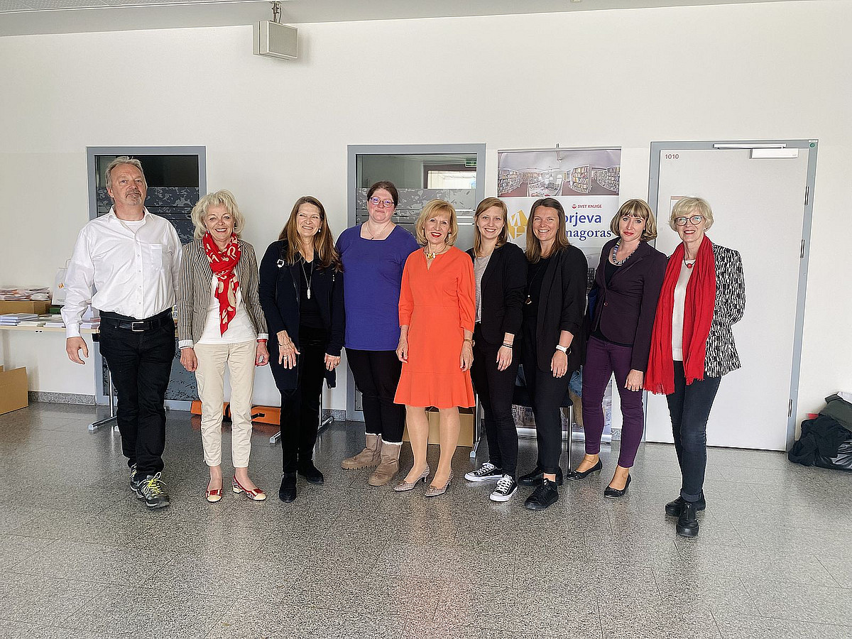 Reading Symposium 2023: Faszination Bildmedien Welcomes Mag. Haring - Zentrum für Inter ...